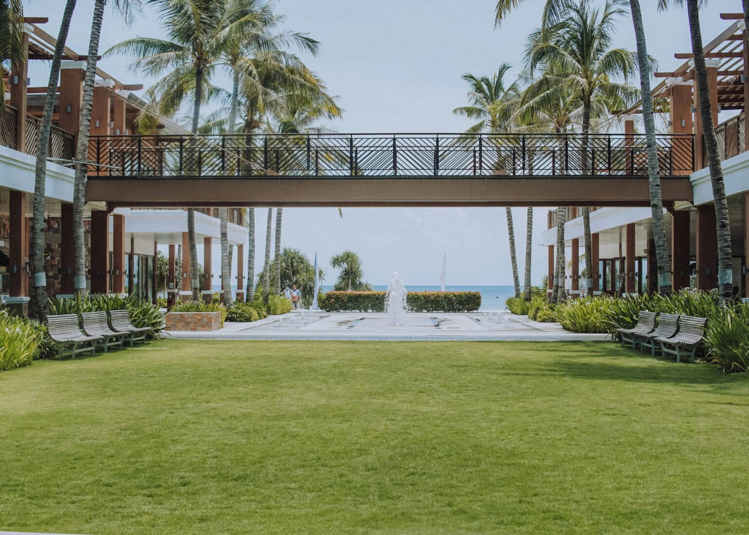 Vana Lawn - Lore Resorts and Conventions